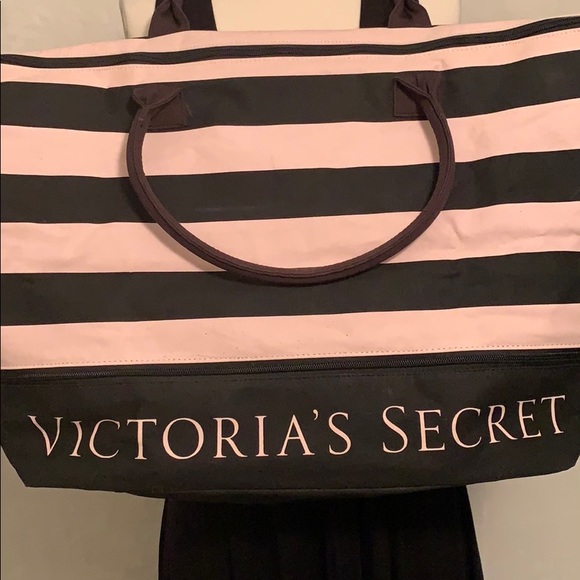 Victoria's Secret | Bags | Vs Weekender Tote Nwot | Poshmark